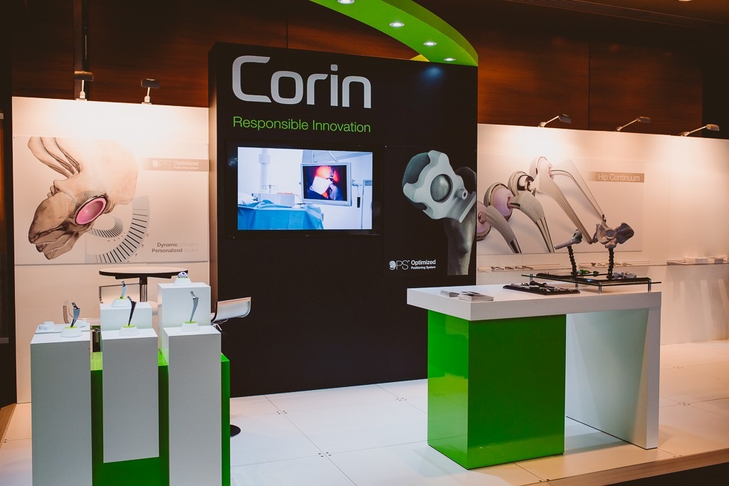 customs - The Exhibit Company